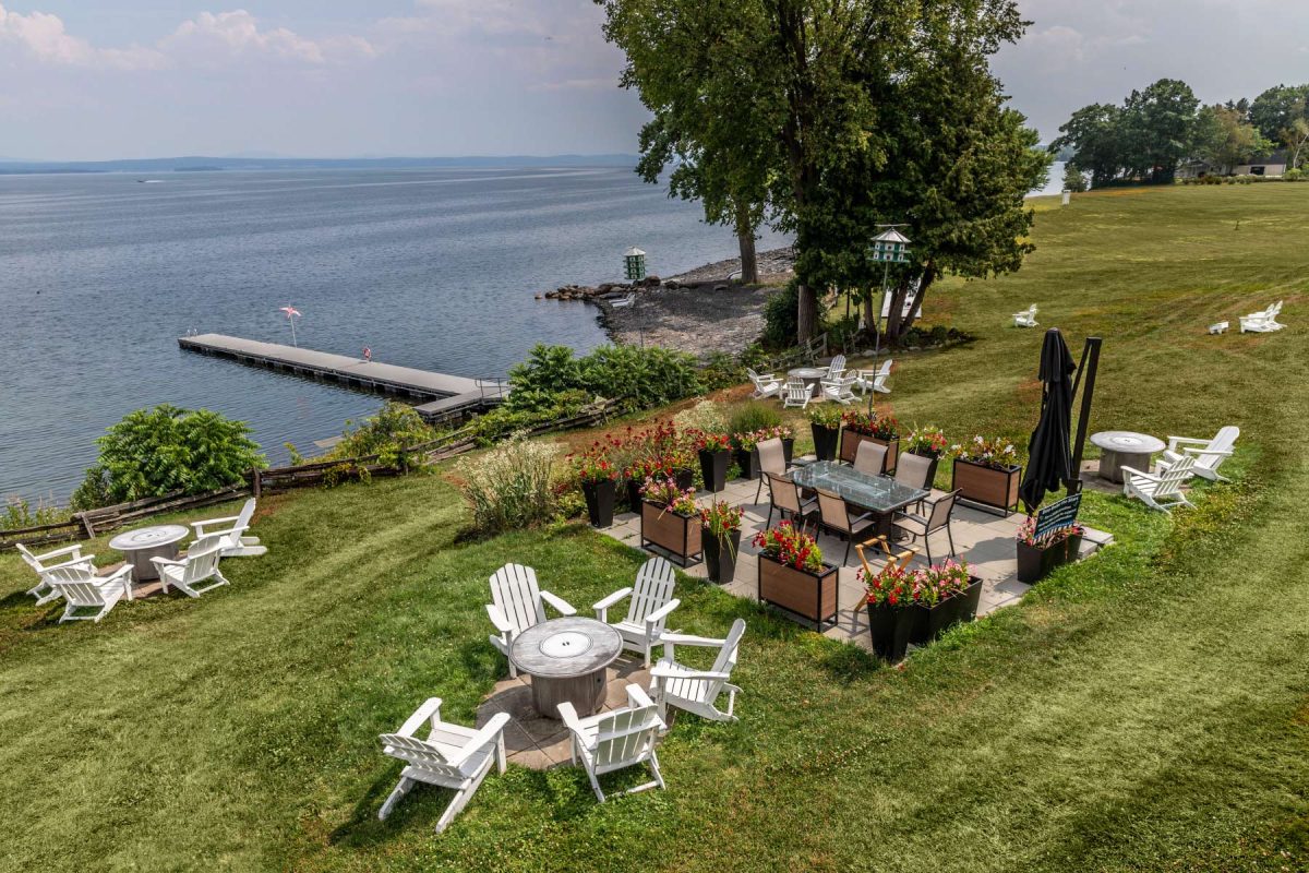 The Shore Acres Restaurant - Shore Acres Inn & Restaurant